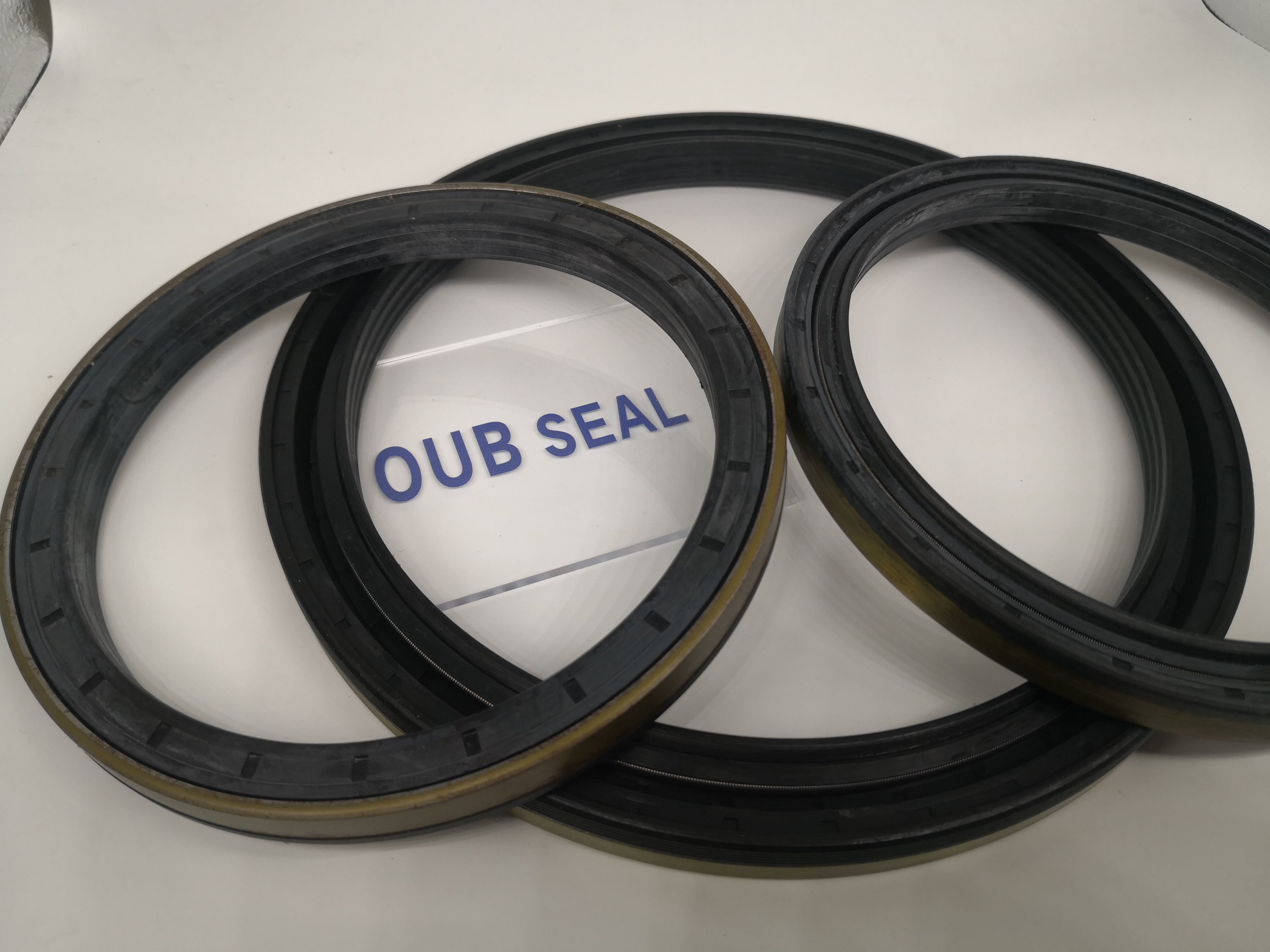 RWDR 45*70*14.5/17 OEM 12015392B Cassette seals KASSETTE SEAL HUB Wheel ...